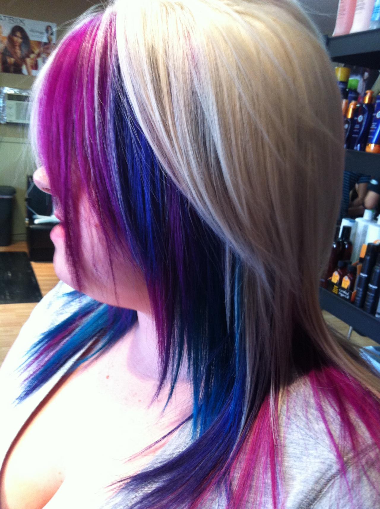 Kolor Roxx Hair Studio - Photo Gallery 1