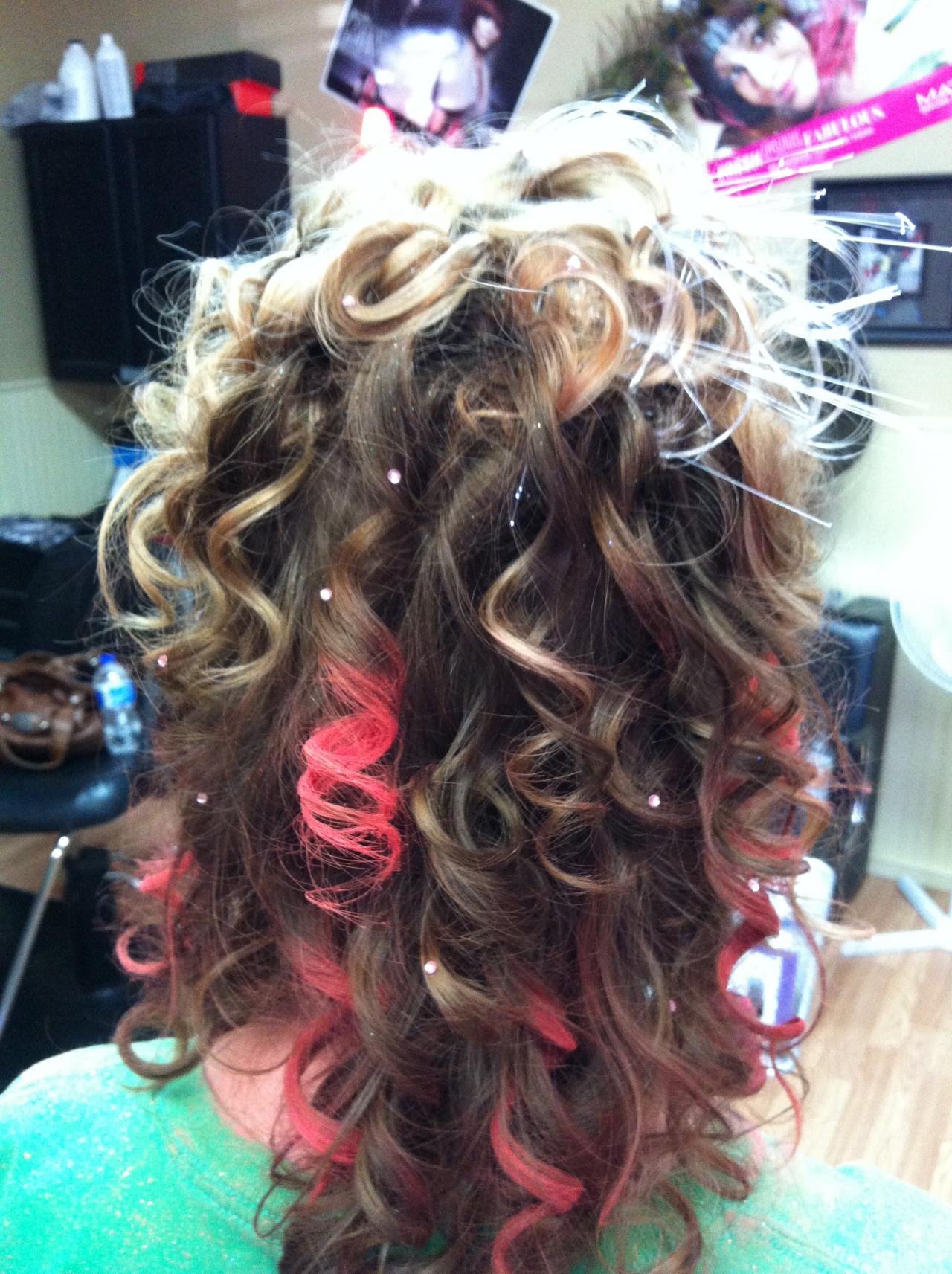 Kolor Roxx Hair Studio - Photo Gallery 1