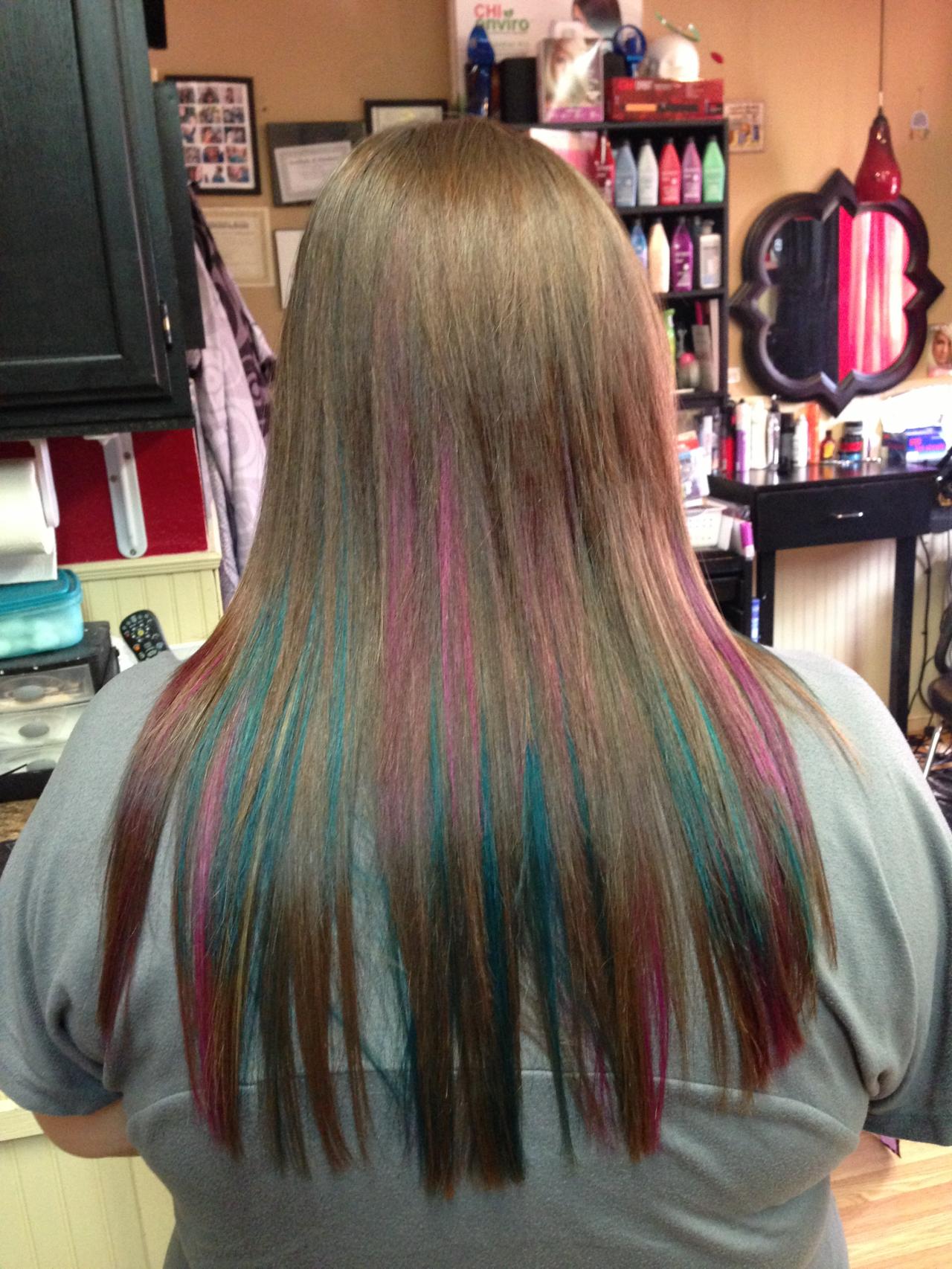 Kolor Roxx Hair Studio - Photo Gallery 1