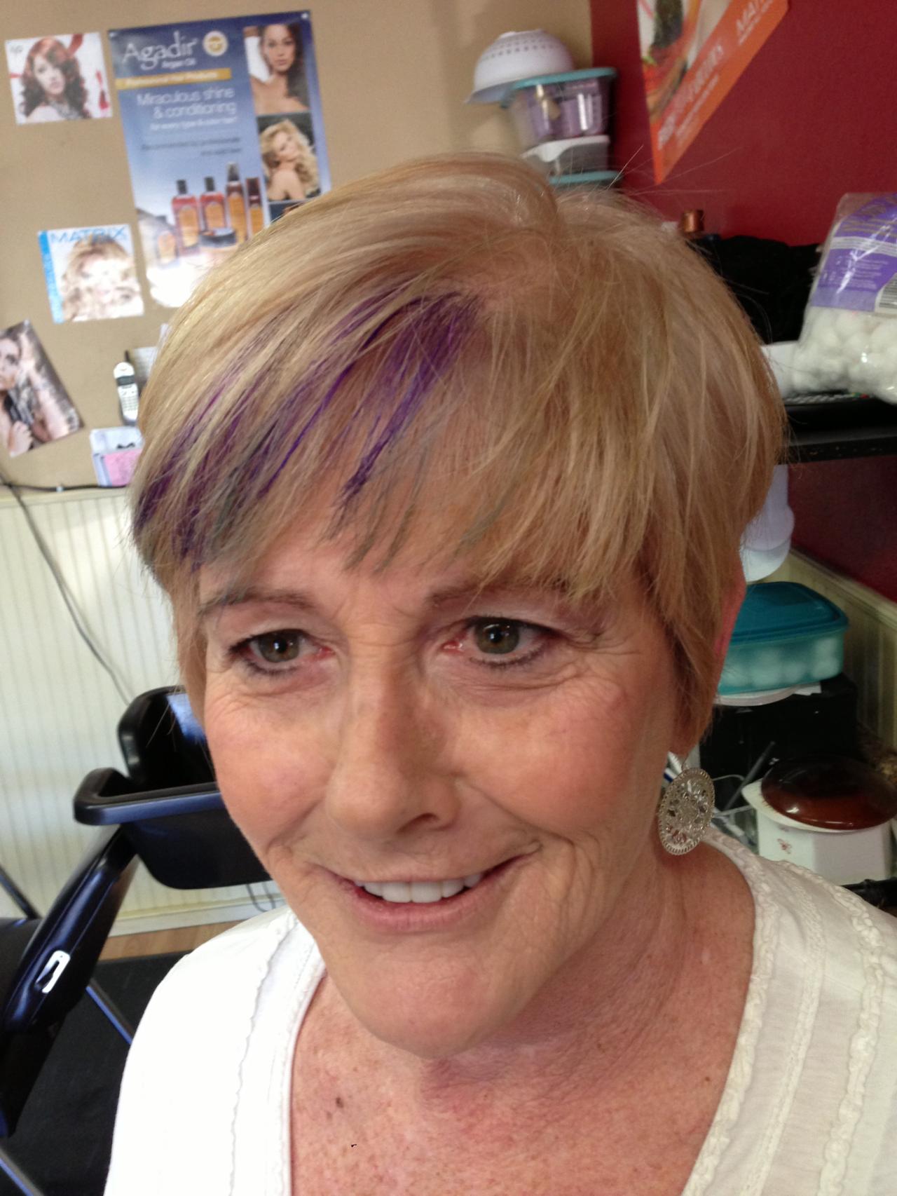 Kolor Roxx Hair Studio - Photo Gallery 1